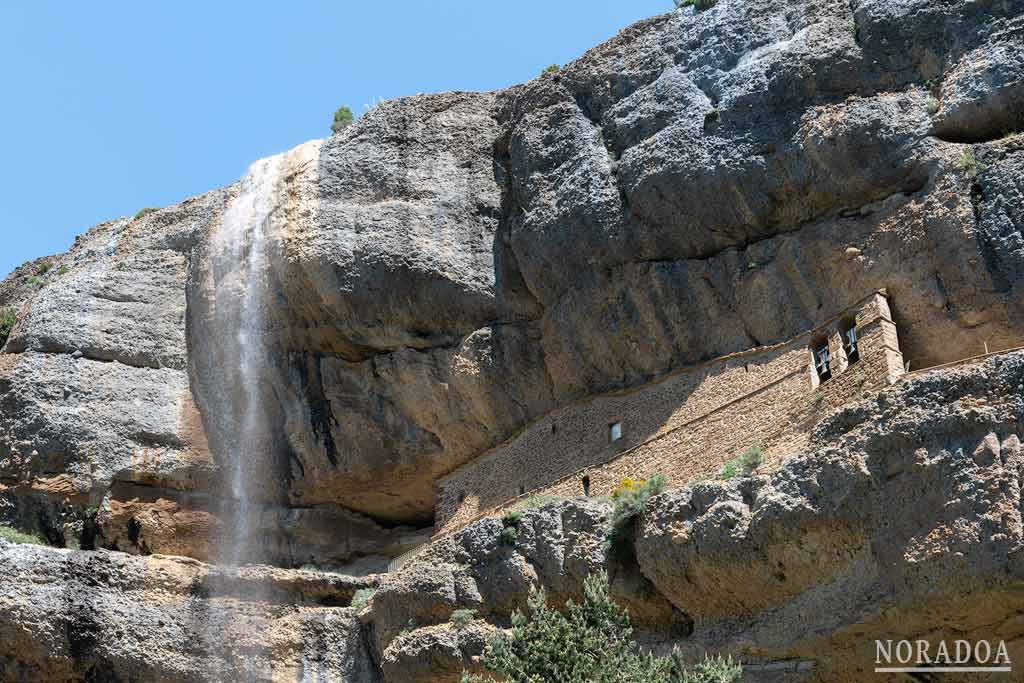 Ruta de las ermitas de Yebra de Basa y la cascada del Chorro